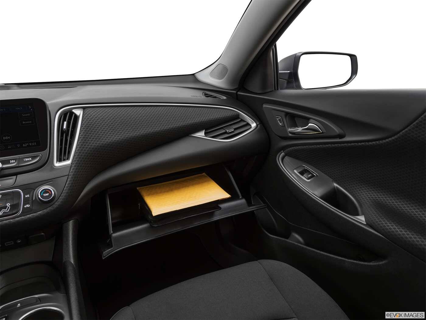 2022 Chevrolet Malibu Interior