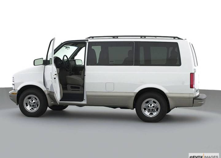 2002 Chevrolet Astro Passenger Review | Pricing, Trims & Photos - TrueCar