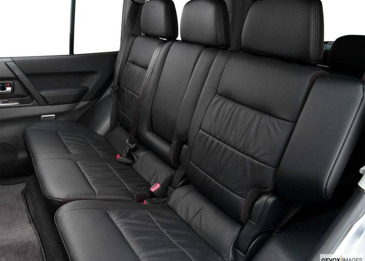 2006 Mitsubishi Montero Review | Pricing, Trims & Photos - TrueCar