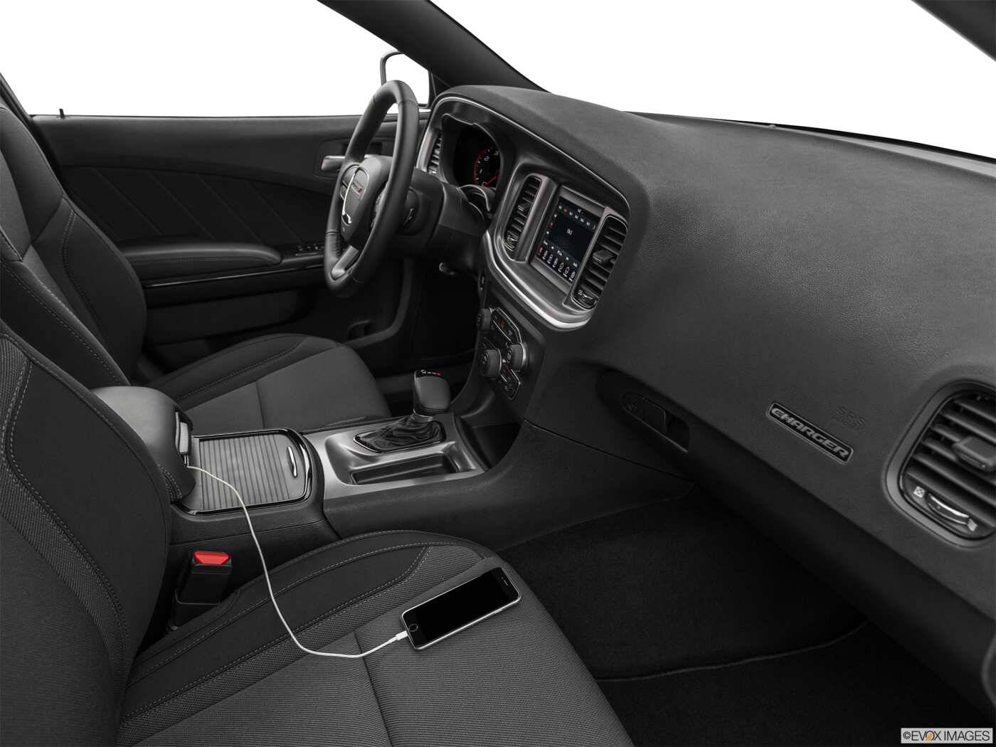 2022 Dodge Charger Sxt Interior