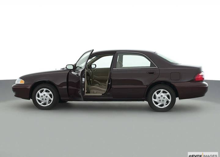 2002 Mazda 626 Review | Pricing, Trims & Photos - TrueCar