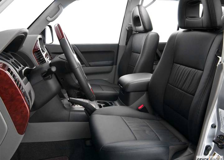 2006 Mitsubishi Montero Review | Pricing, Trims & Photos - TrueCar