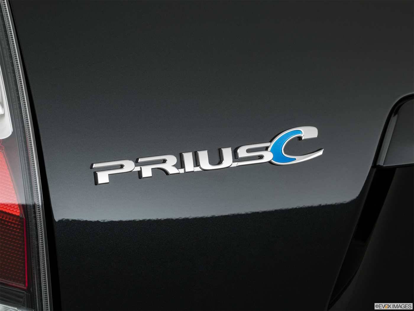 Prius C Logo