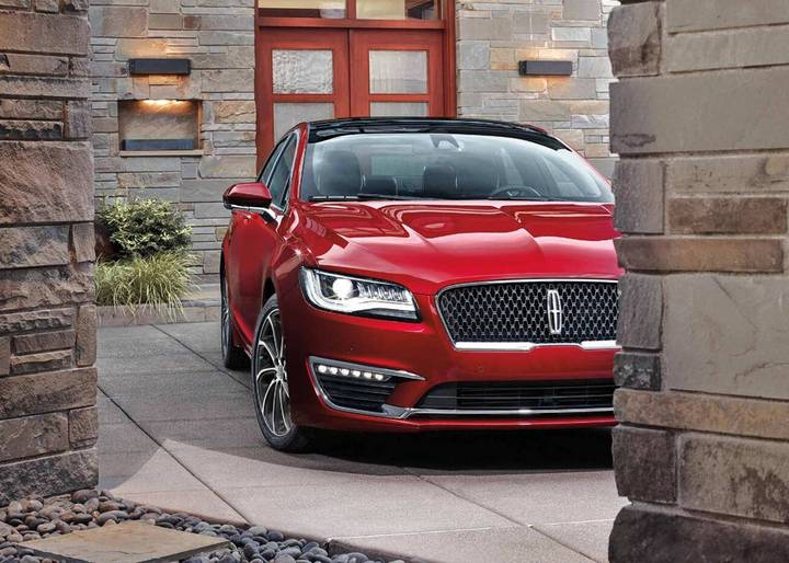 2020 Lincoln MKZ Review | Pricing, Trims & Photos - TrueCar