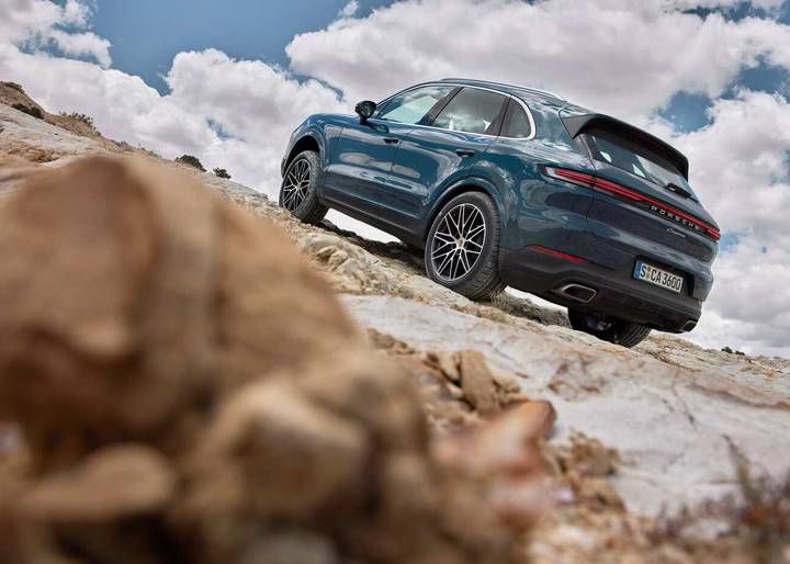 2025 Porsche Cayenne Review | Pricing, Trims & Photos - TrueCar