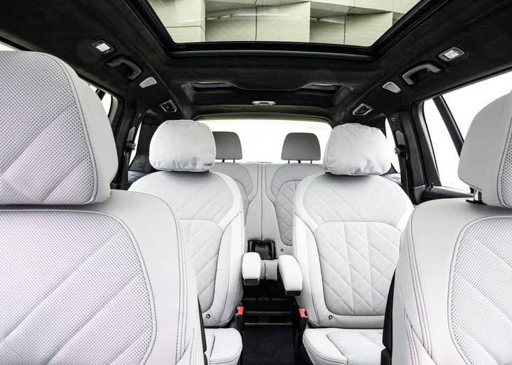 2026 BMW X7 Review | Pricing, Trims & Photos - TrueCar