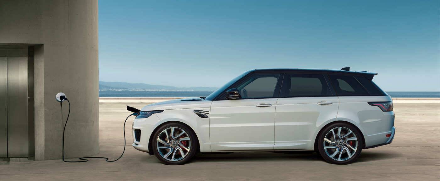 2018 Land Rover Range Rover Sport Review Pricing Trims Photos TrueCar