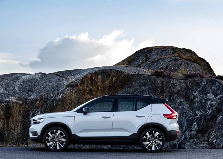 2026 Volvo XC40 Lease Deals & Specials - TrueCar