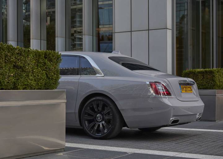 2025 Rolls-Royce Ghost Review | Pricing, Trims & Photos - TrueCar