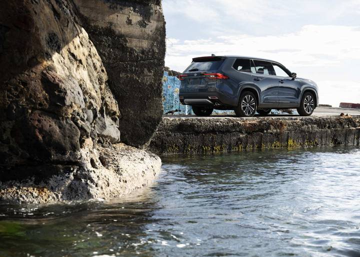 2026 Toyota Grand Highlander Review | Pricing, Trims & Photos - TrueCar