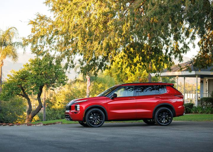 2026 Nissan Rogue Plug-In Hybrid Review | Pricing, Trims & Photos - TrueCar