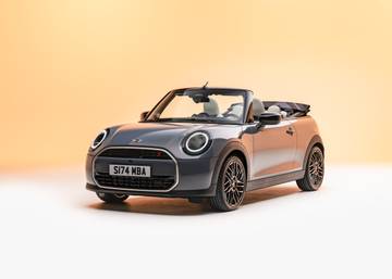 2025 MINI Convertible Review | Pricing, Trims & Photos - TrueCar